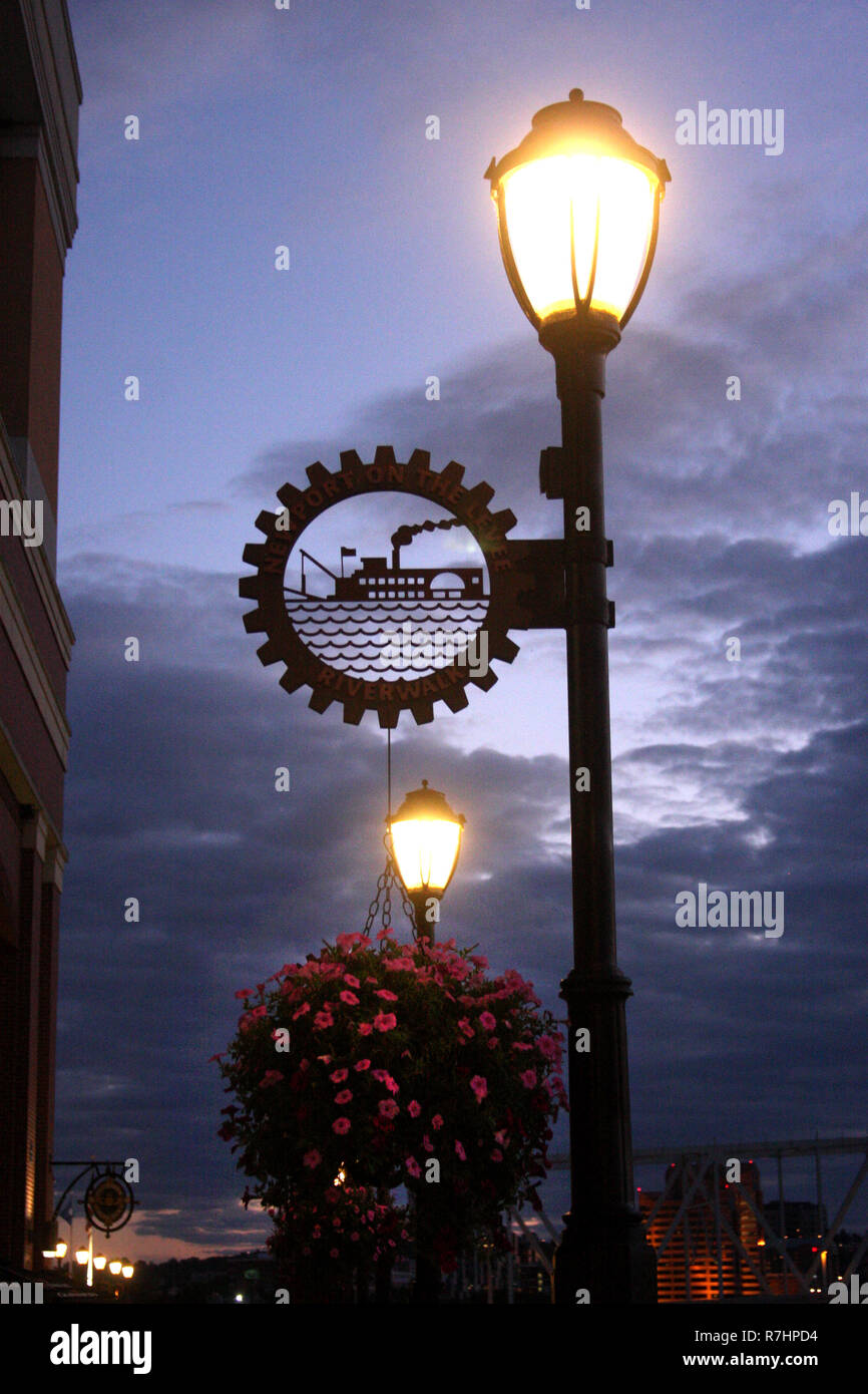 Street lights on the streets of Cincinnati, OH, USA Stock Photo - Alamy
