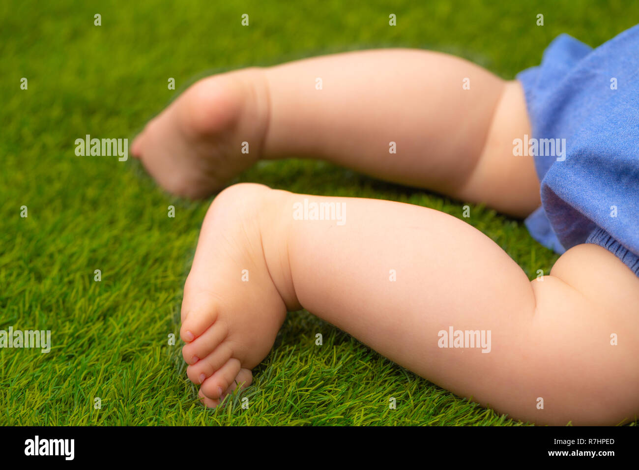 Green feet hi-res stock photography and images - Alamy