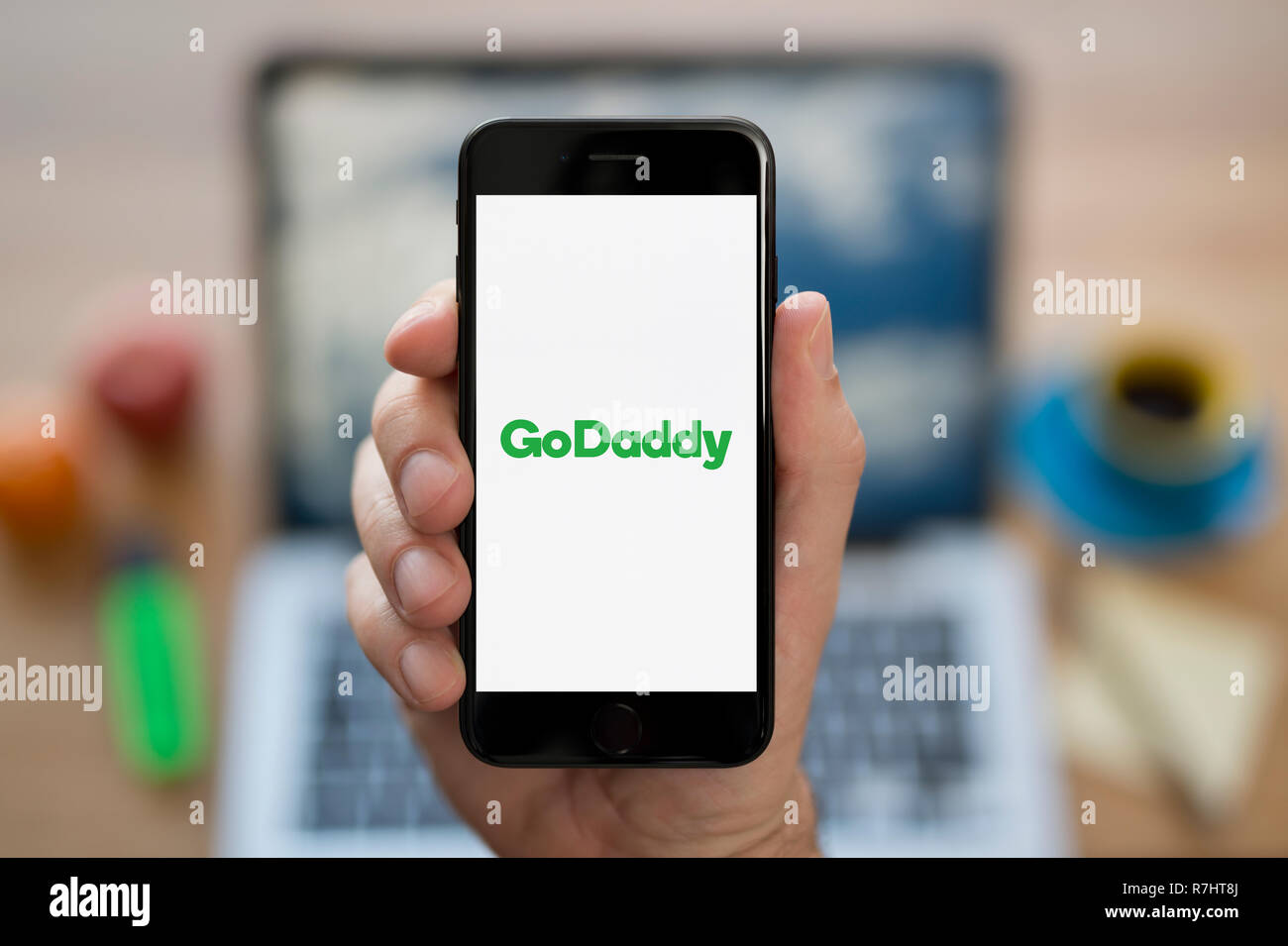 Godaddy smart phone hi-res stock photography and images - Alamy