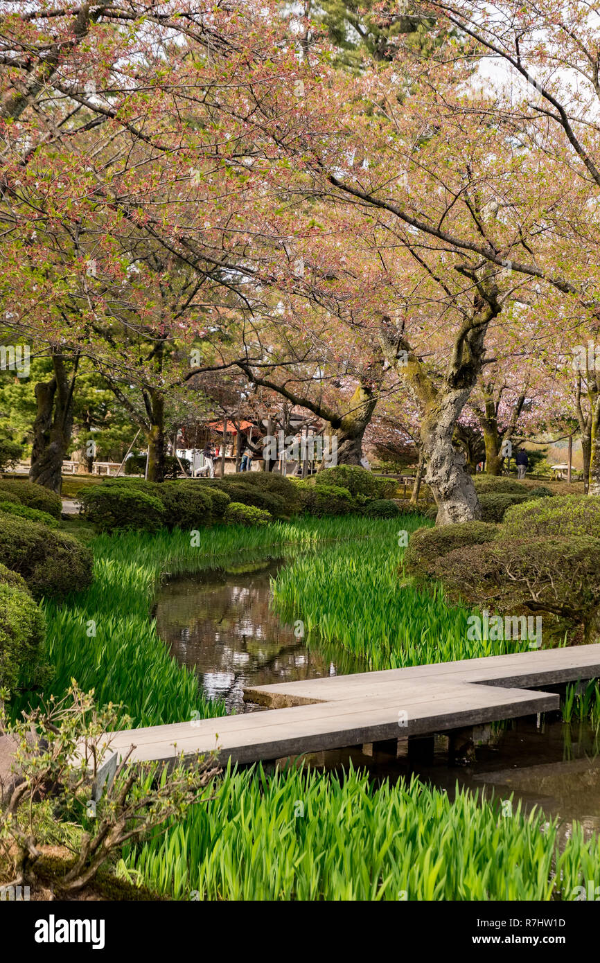 Spring kenrokuen gardens hi-res stock photography and images - Alamy