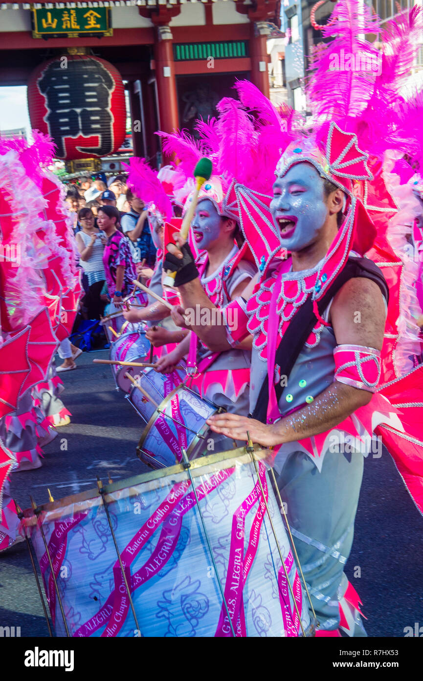 Participants in the Asakusa samba carnival in Tokyo Japan Stock Photo ...