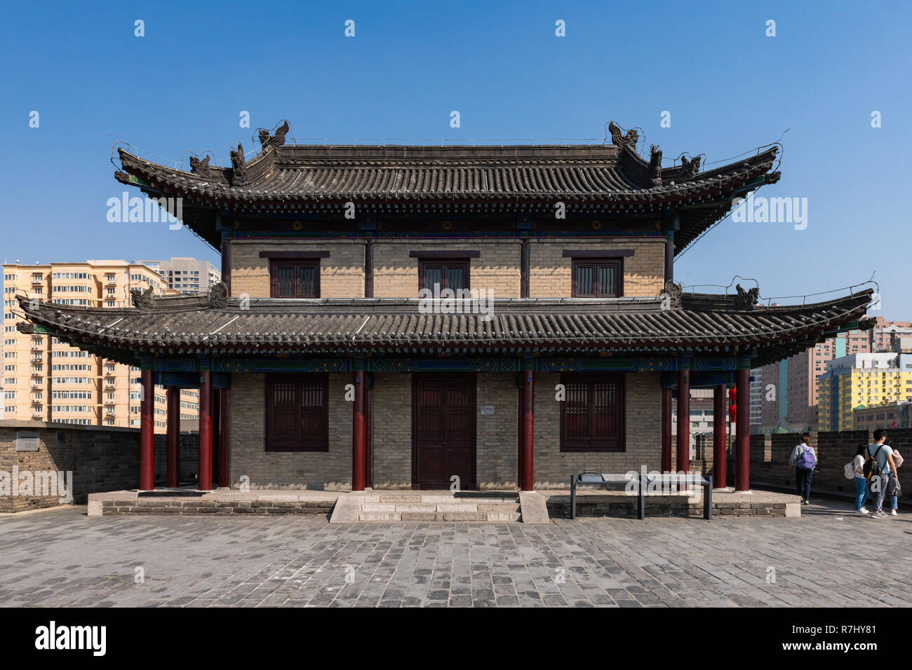 City wall of xian hi-res stock photography and images - Alamy