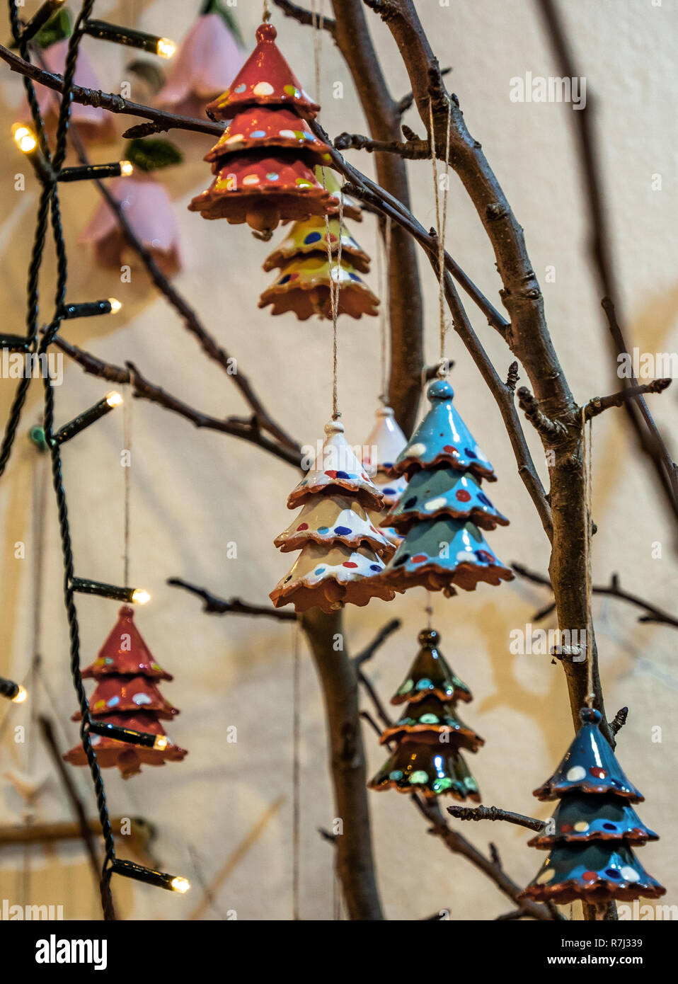 Very small objects hi-res stock photography and images - Alamy