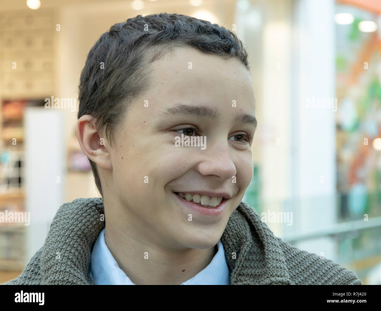 caucasian smiling teenage young happy boy Stock Photo - Alamy