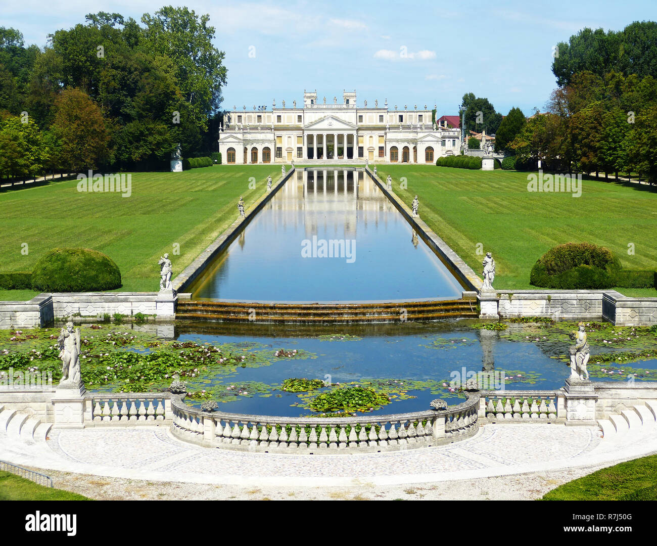 Pisani hi-res stock photography and images - Alamy