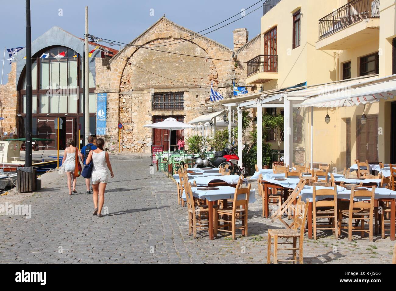 Cafe old crete people hi-res stock photography and images - Alamy