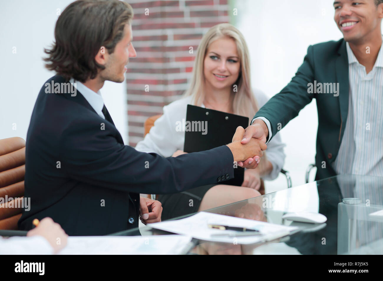 closeup.handshake of business partners.the concept of cooperation Stock ...