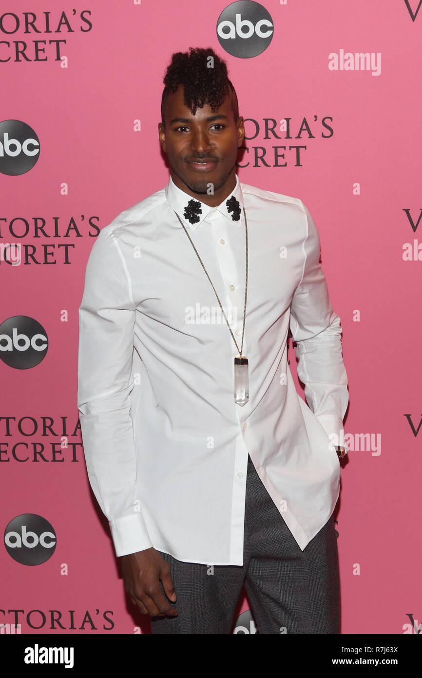 Arrivals for The 2018 Victoria’s Secret Fashion Show Held at Pier 94 ...