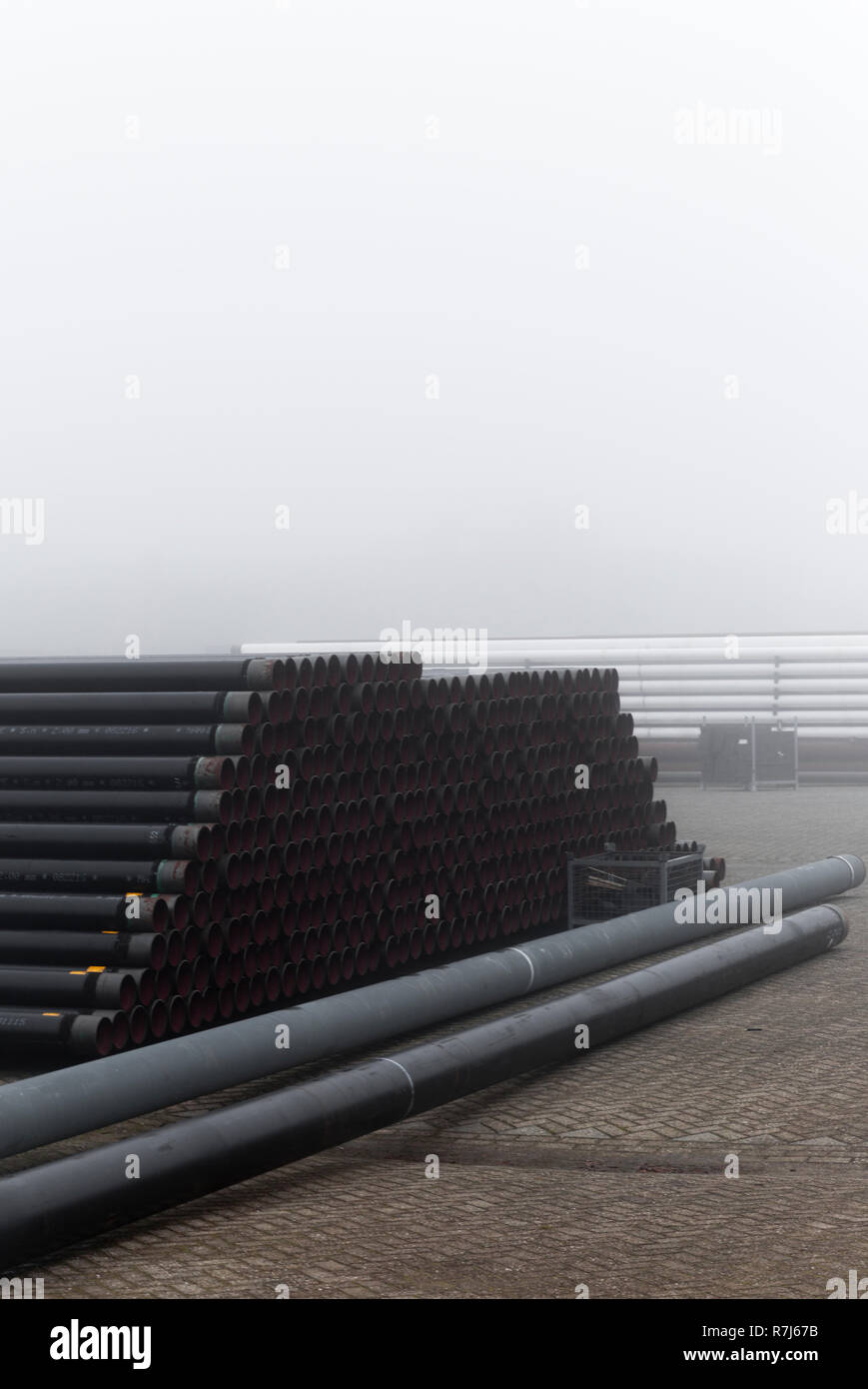 Stacking pipes hi-res stock photography and images - Alamy
