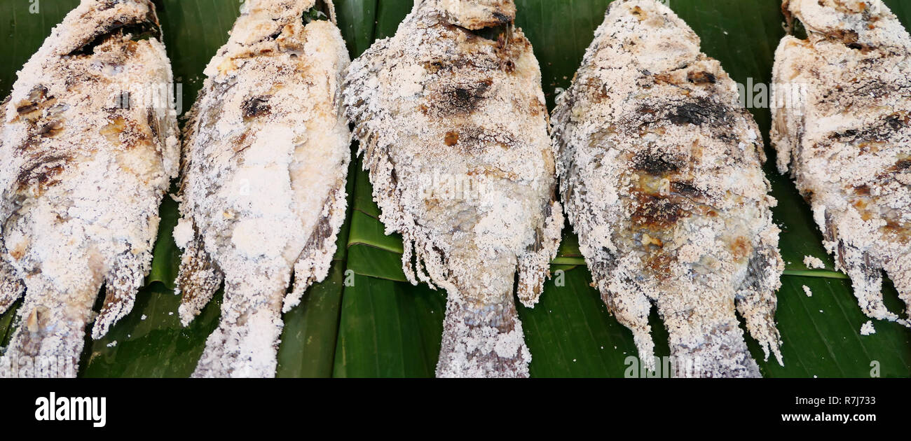 Grilled fish at a market Stock Photo - Alamy