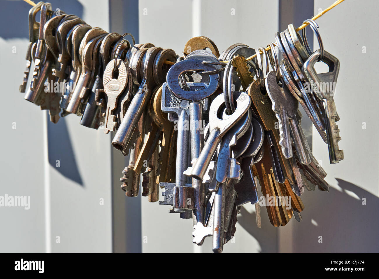 Old keys hi-res stock photography and images - Alamy
