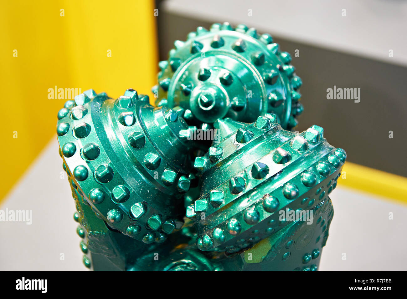 Oil rig well head hi-res stock photography and images - Alamy
