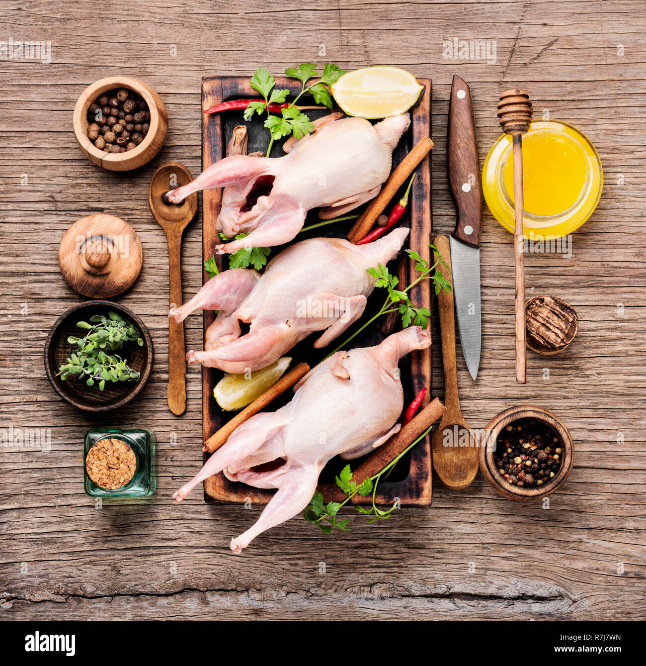 Meat quails hi-res stock photography and images - Alamy