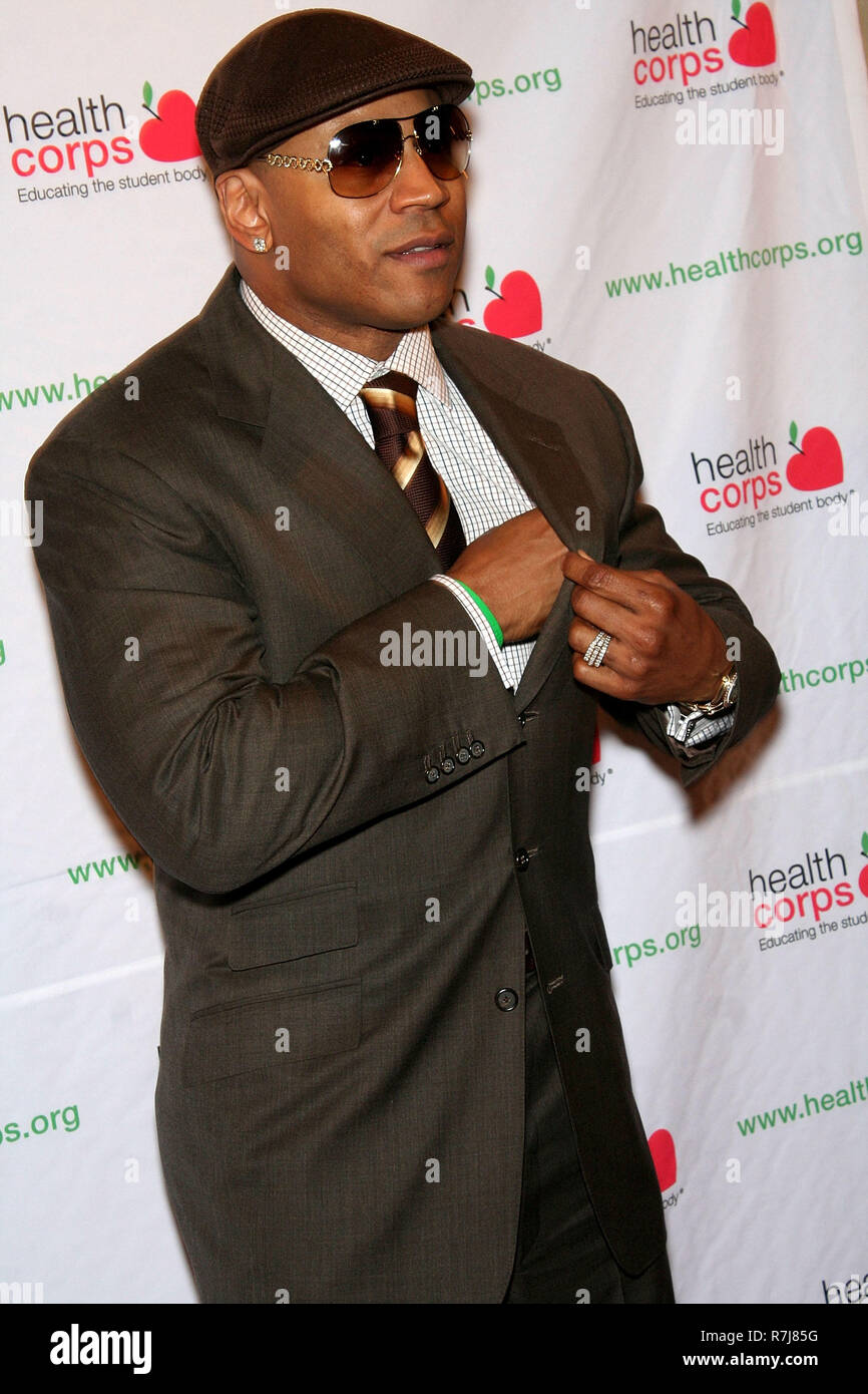 NEW YORK - APRIL 30: Actor/musician LL Cool J attends the 2009 Green ...