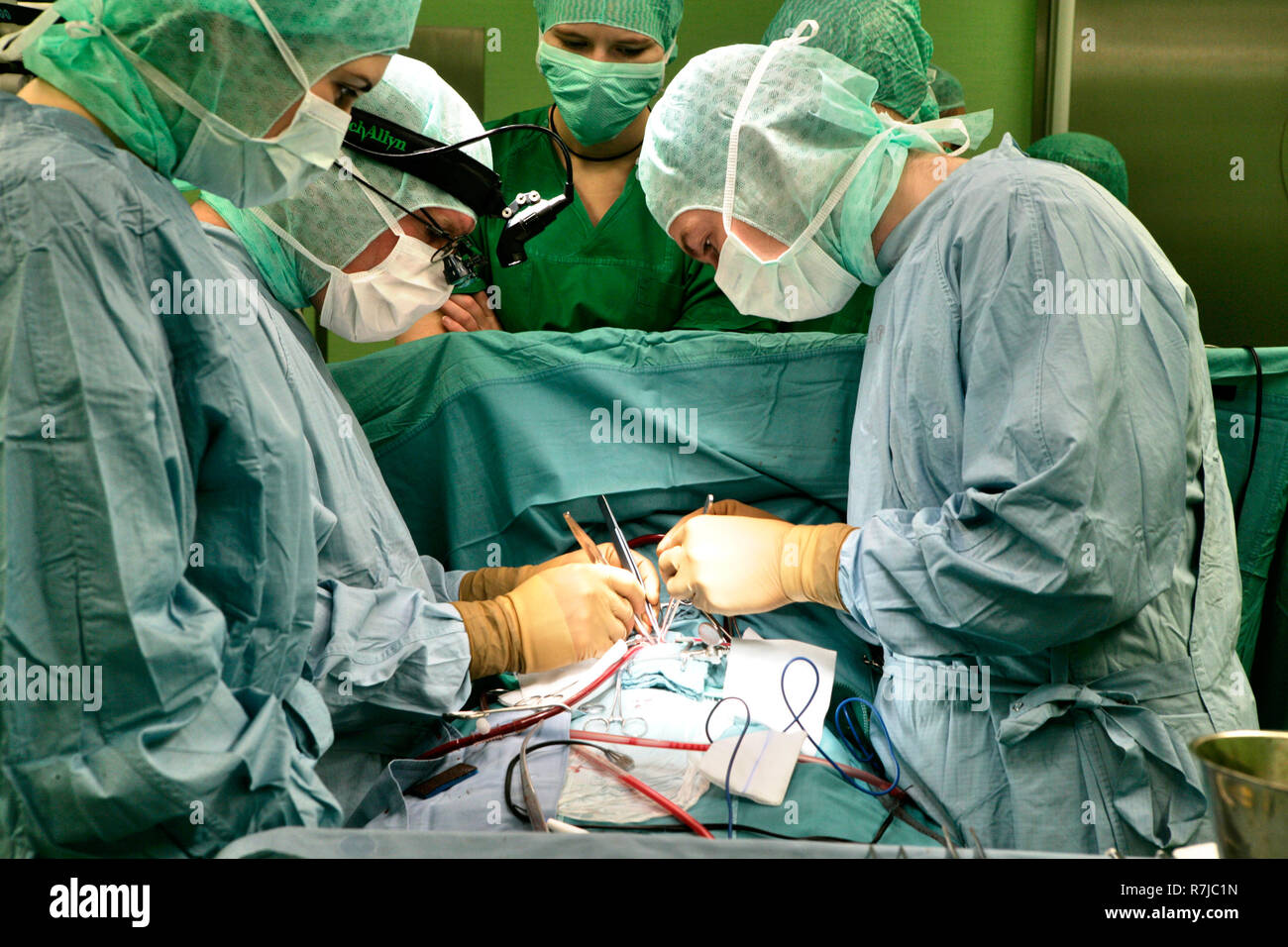Herzoperation hi-res stock photography and images - Alamy
