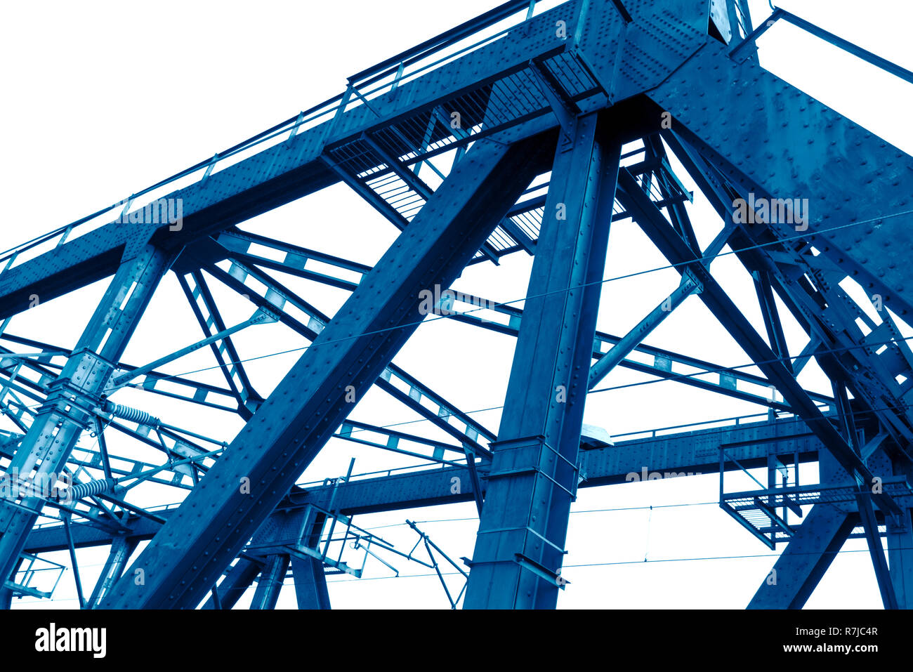 Steel space frame structure hi-res stock photography and images - Alamy