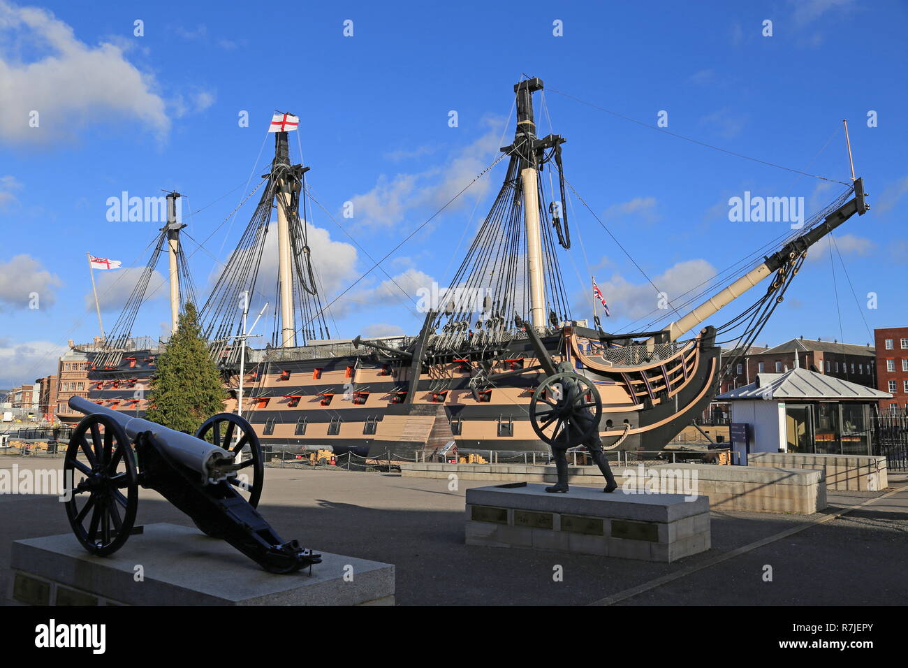 HMS Victory, Vice-Admiral Lord Nelson's flagship, Historic Dockyard ...