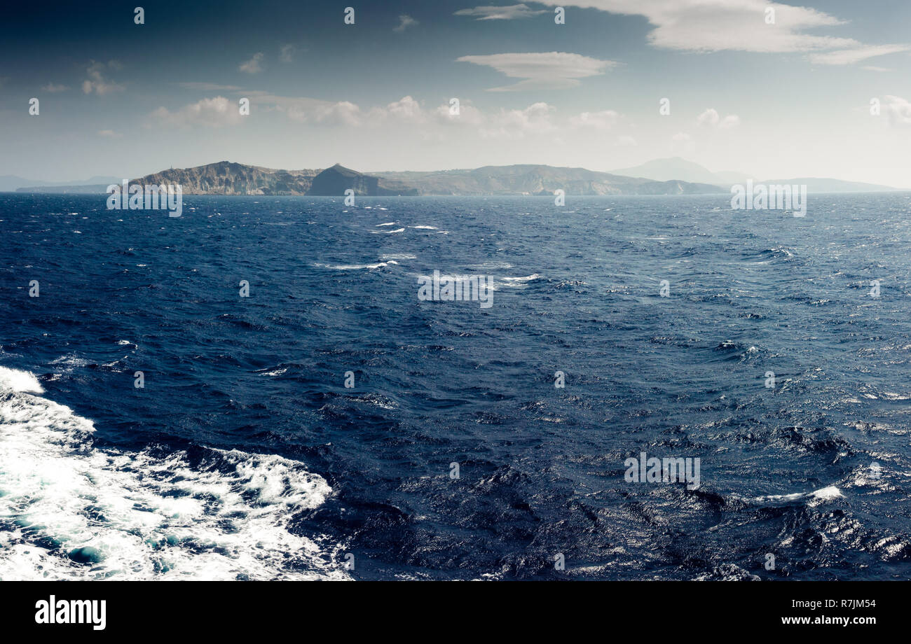 Rippled cloud hi-res stock photography and images - Alamy