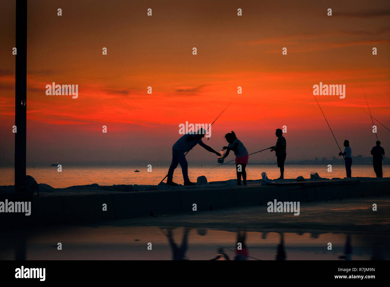 Catch of fish hi-res stock photography and images - Alamy