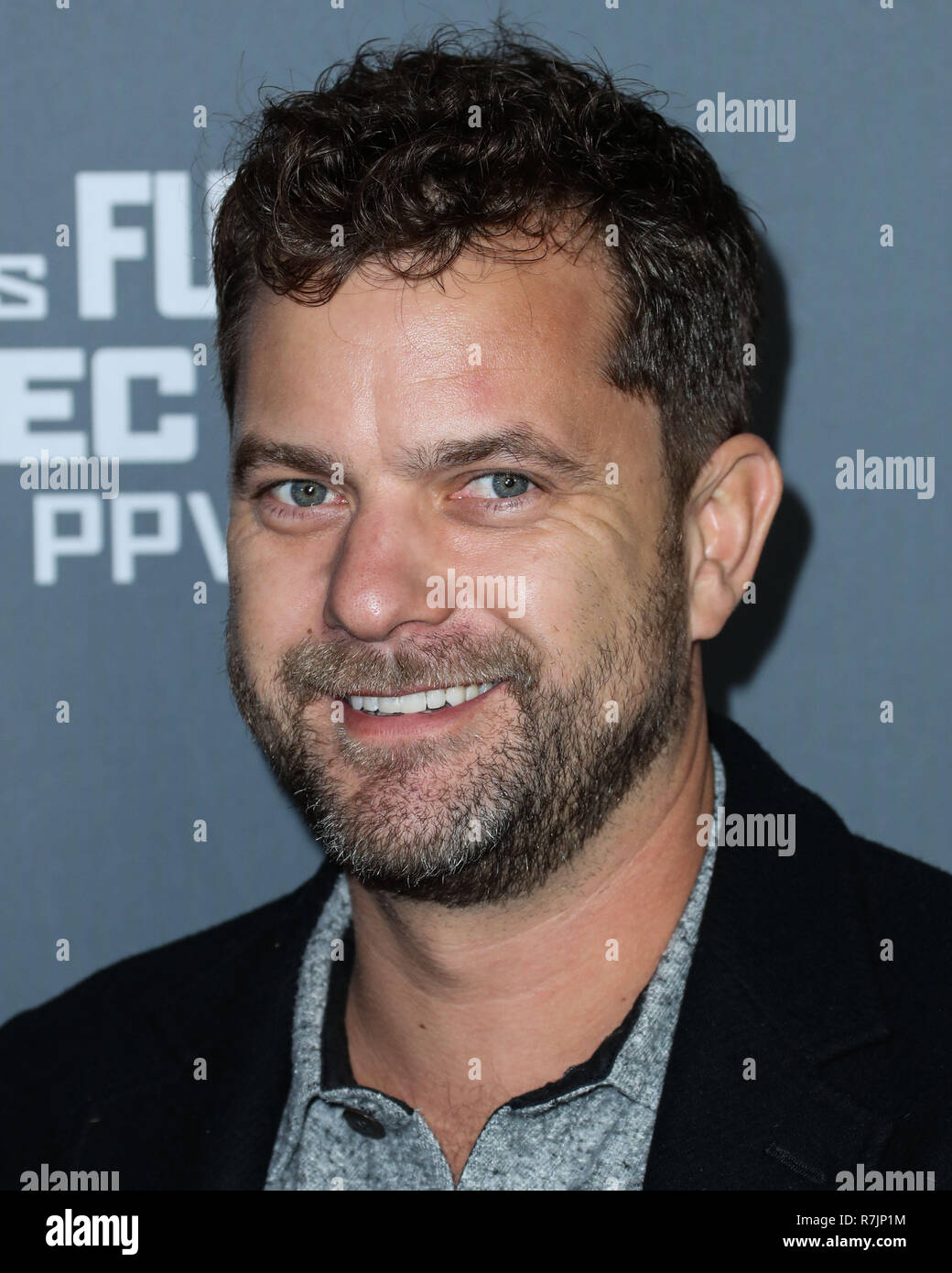 LOS ANGELES, CA, USA - DECEMBER 01: Actor Joshua Jackson arrives at the ...