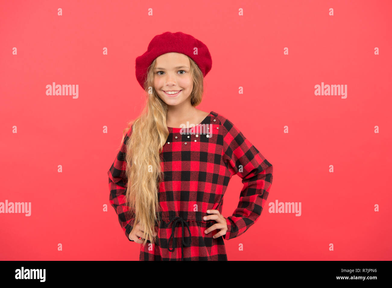 Beret style inspiration. Wear beret like fashion girl. Kid little cute ...