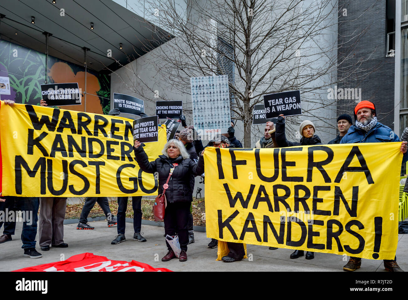 Warren kanders whitney hi-res stock photography and images - Alamy