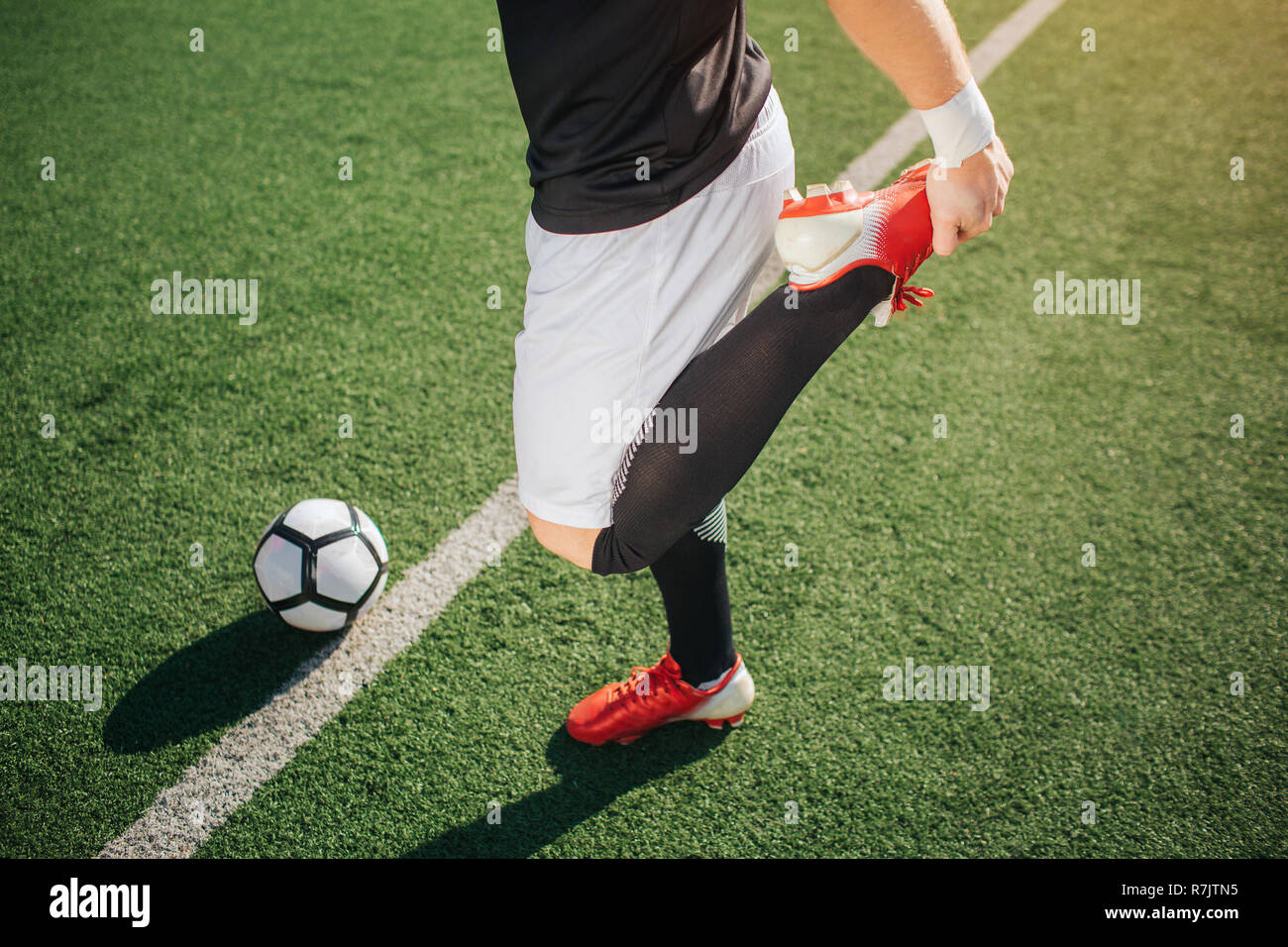 Soccer exercise stretch hi-res stock photography and images - Alamy