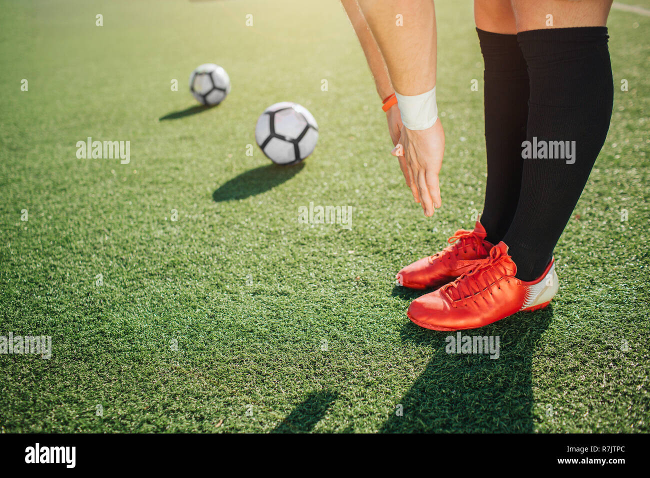 Soccer exercise stretch hi-res stock photography and images - Alamy