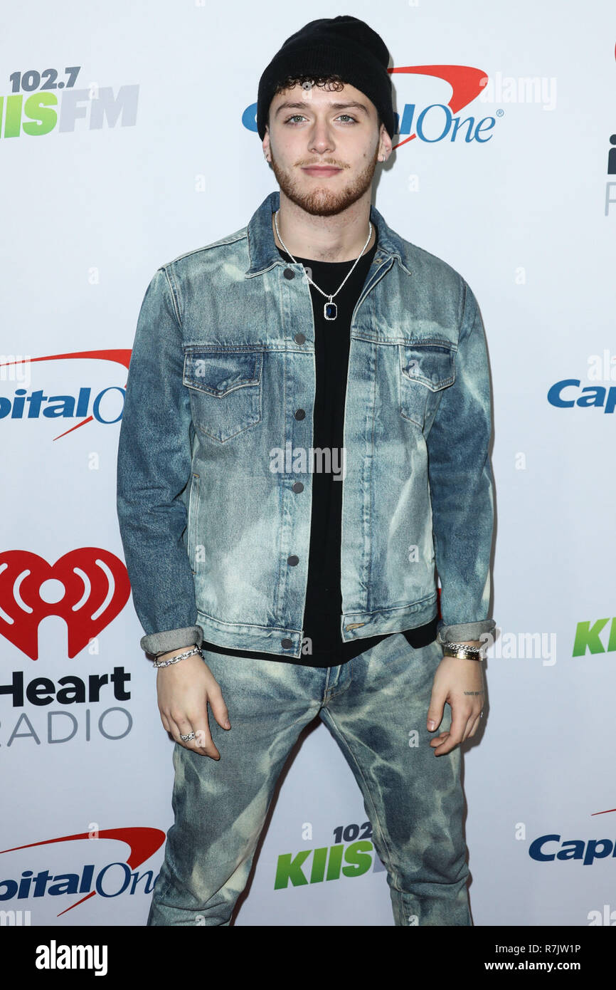 Bazzi concert hi-res stock photography and images - Alamy