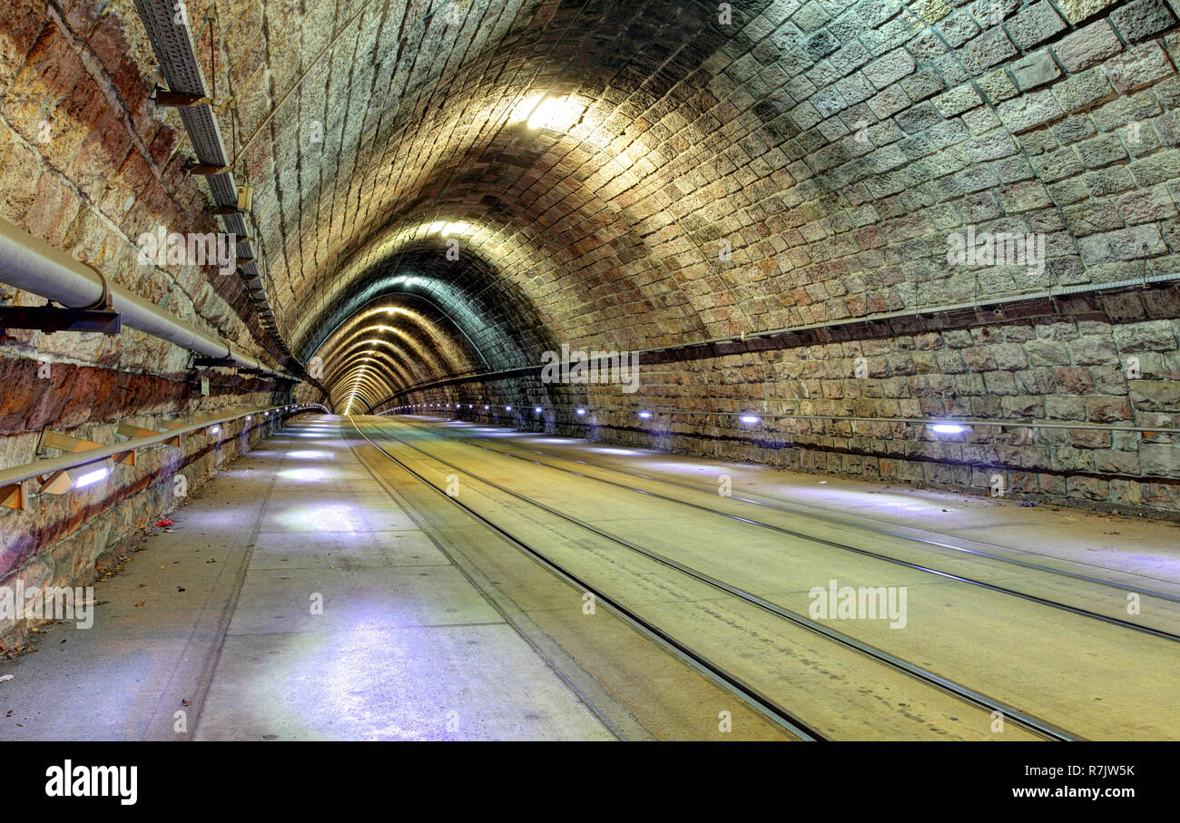 Railroad tunnel hi-res stock photography and images - Alamy