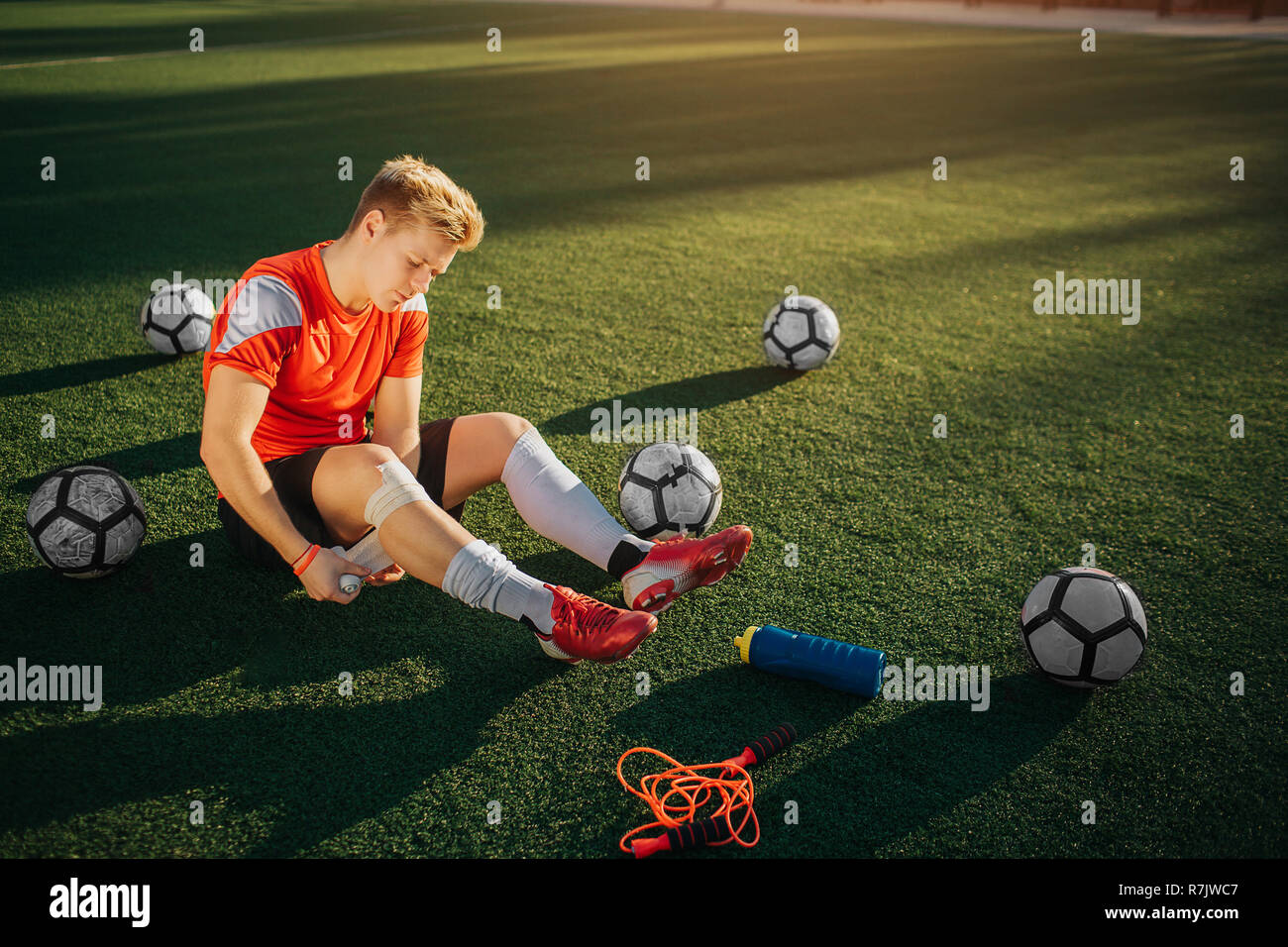 Wind around hi-res stock photography and images - Alamy