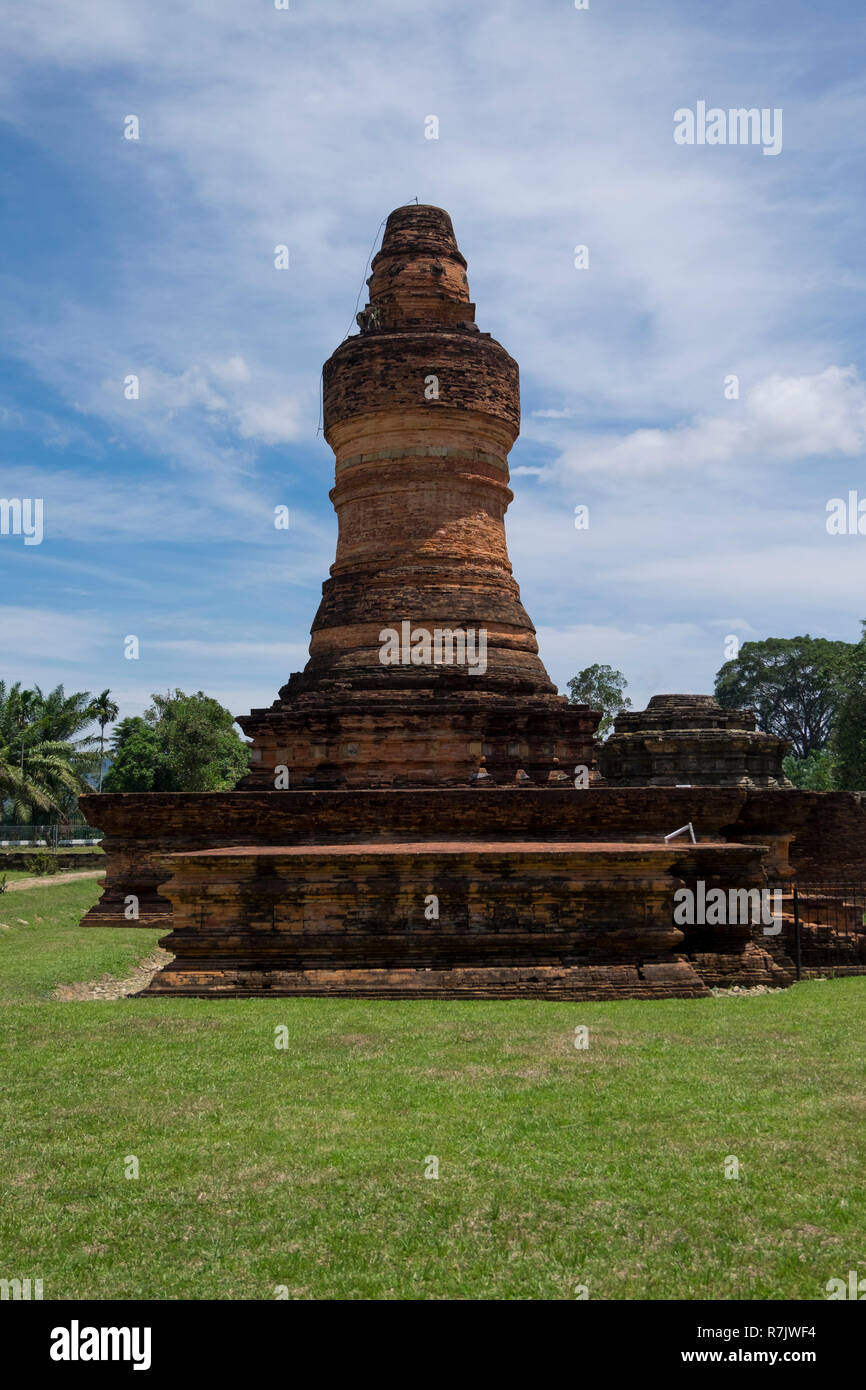 Buddhist temple of sumatra hi-res stock photography and images - Alamy