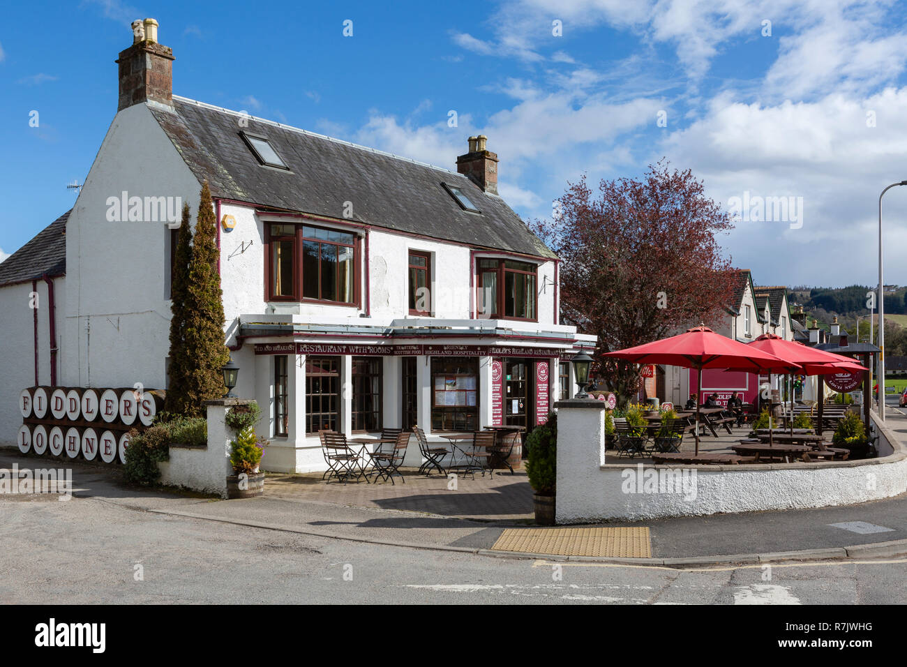 Fiddlers hi-res stock photography and images - Alamy
