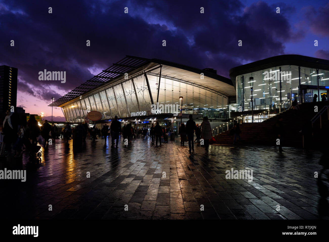 Stratford station sign hi-res stock photography and images - Alamy