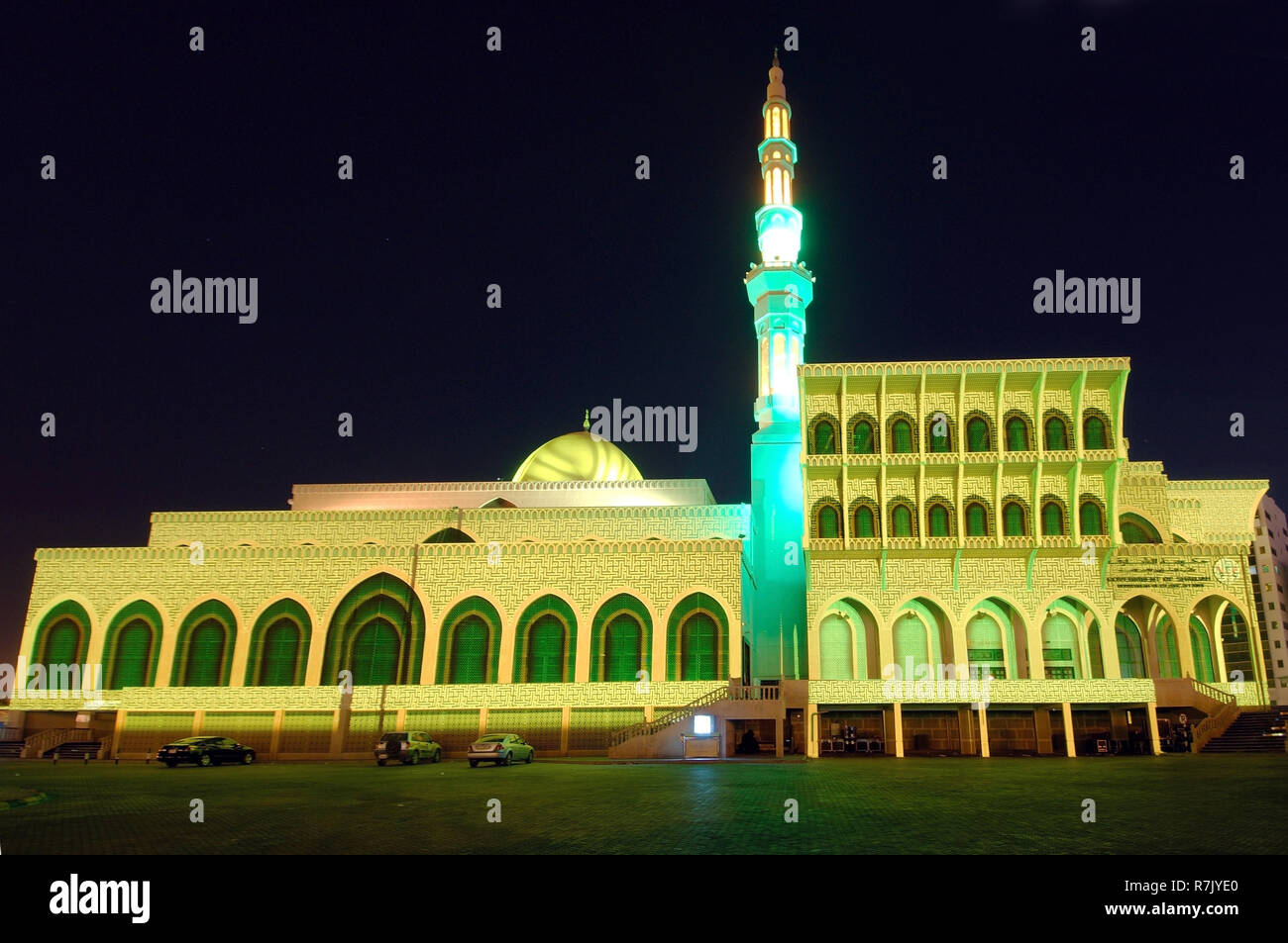 Sharjah Light Festival, Masjid Al Malek Mosque, Emirate of Sharjah ...