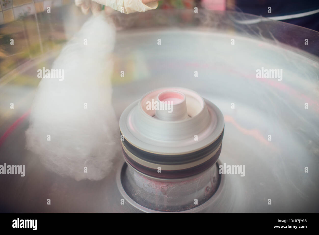 making of the cotton candy Stock Photo - Alamy