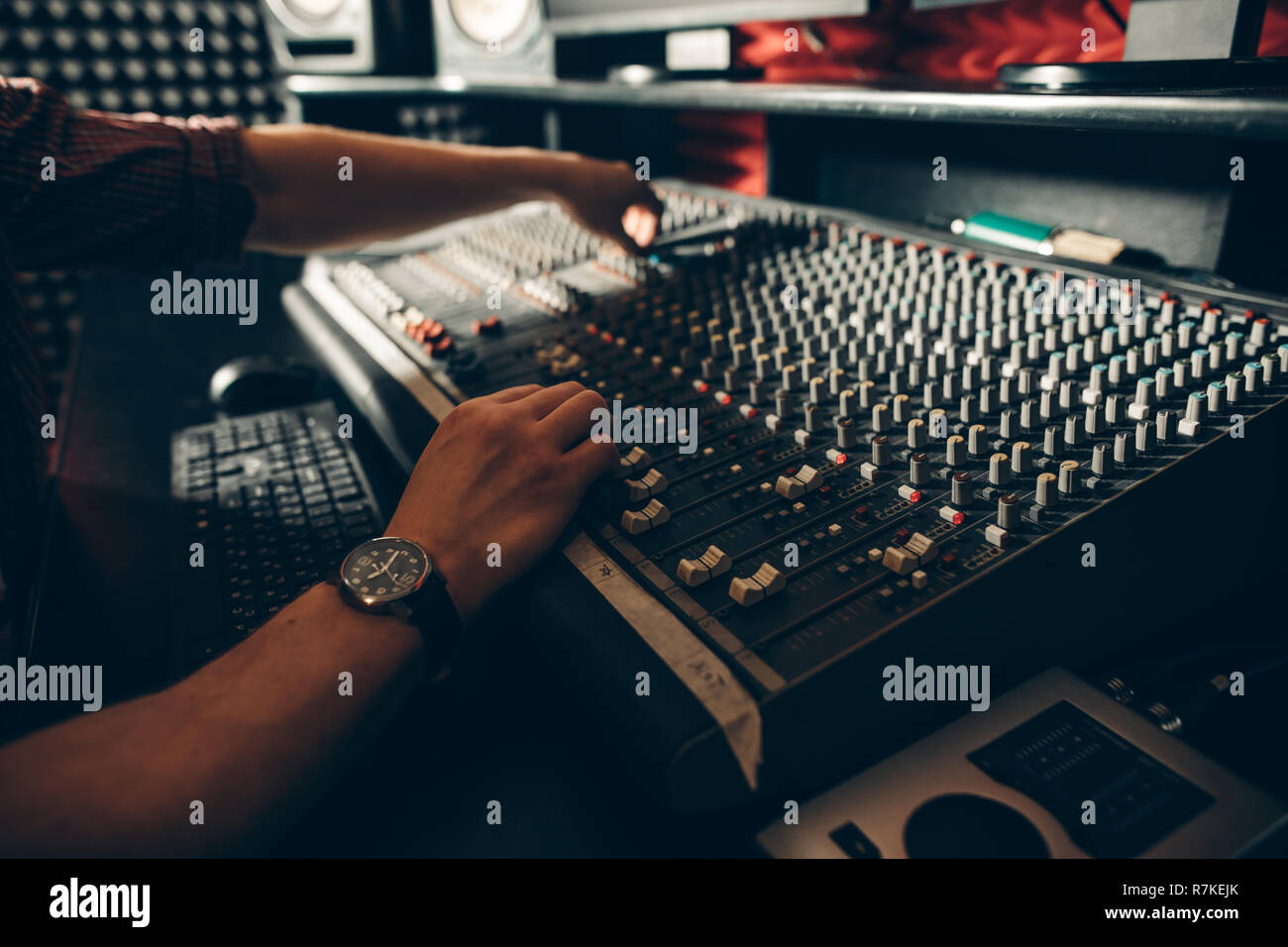 Soundman hi-res stock photography and images - Alamy