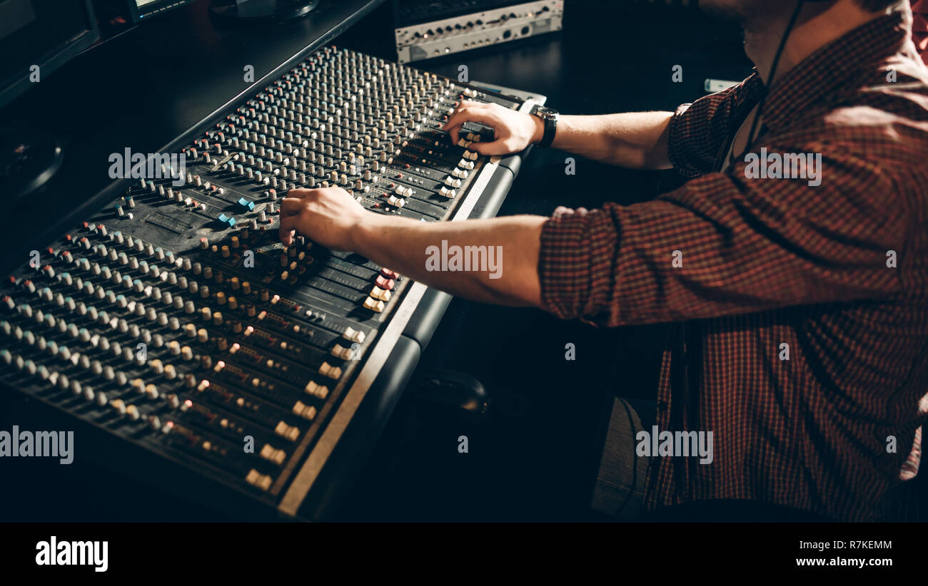 Sound control board operator hi-res stock photography and images - Alamy