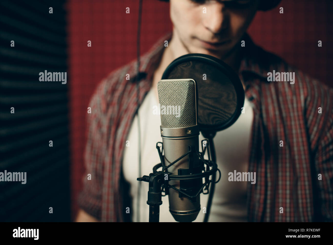 close up cropped photo. microphone in the studio room Stock Photo - Alamy