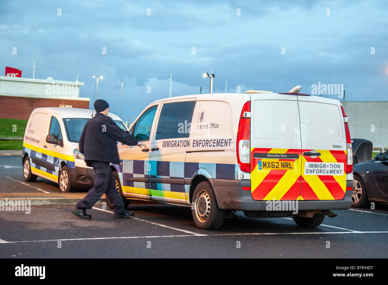 Uk border force officers during hi-res stock photography and images - Alamy