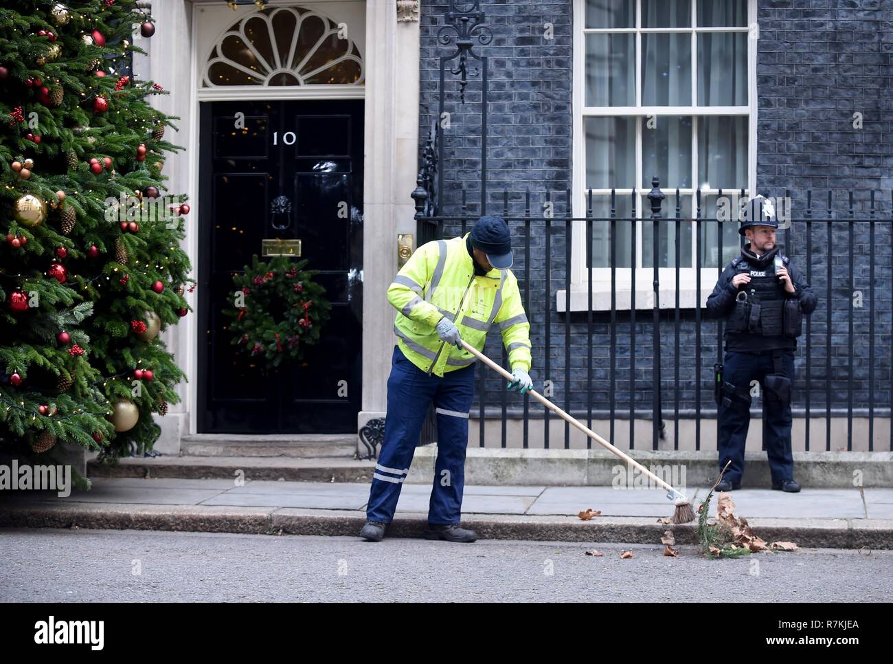 Street Sweeper Street Cleaner Cleaning Stock Photos & Street Sweeper ...