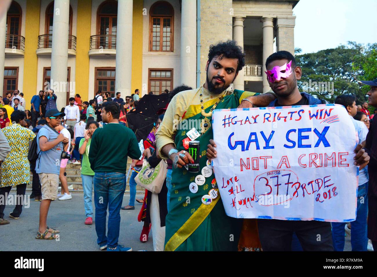 Bengaluru, Karnataka, India. 9th Dec, 2018. A protester dressed in a ...