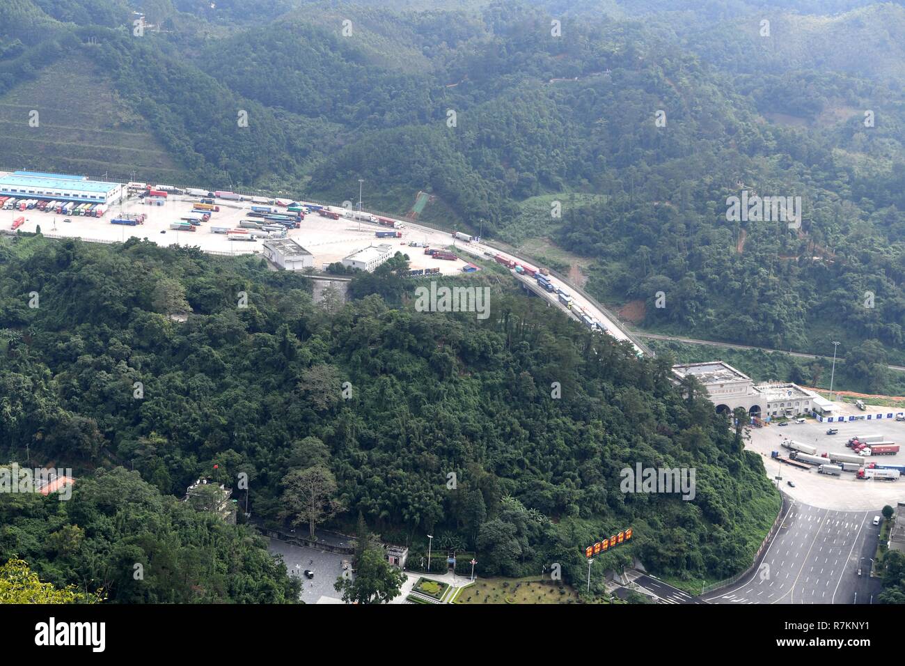 Customs clearance hi-res stock photography and images - Alamy