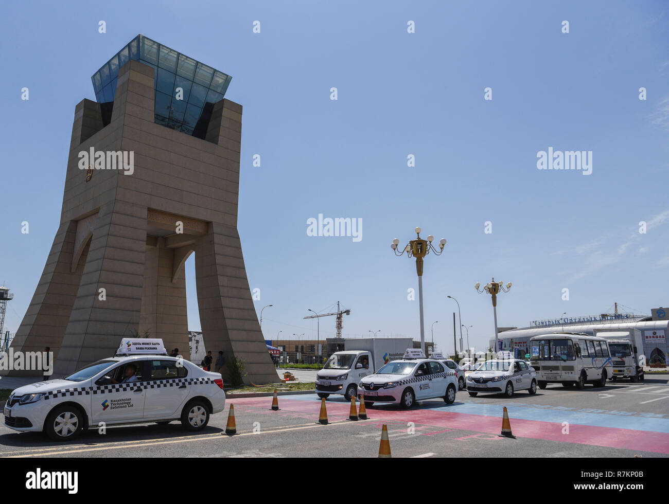 Kazakhstan border china hi-res stock photography and images - Alamy
