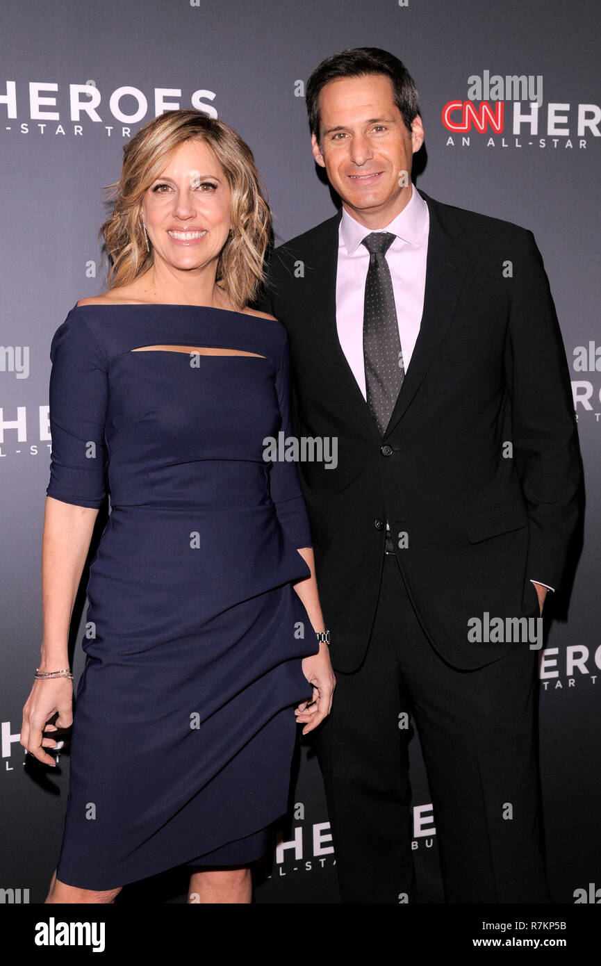 John berman cnn heroes hi-res stock photography and images - Alamy