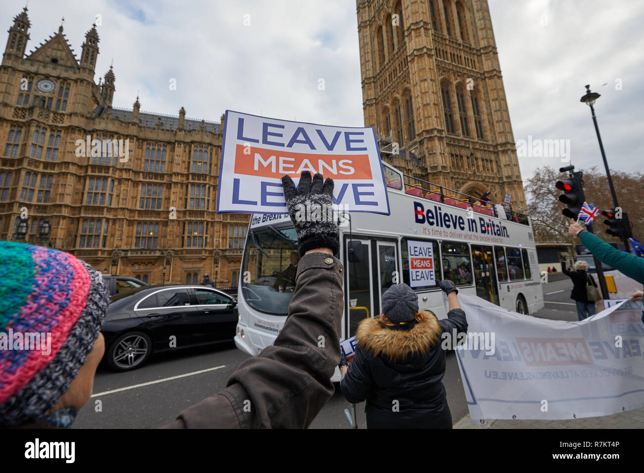 Leave campaign bus hi-res stock photography and images - Alamy