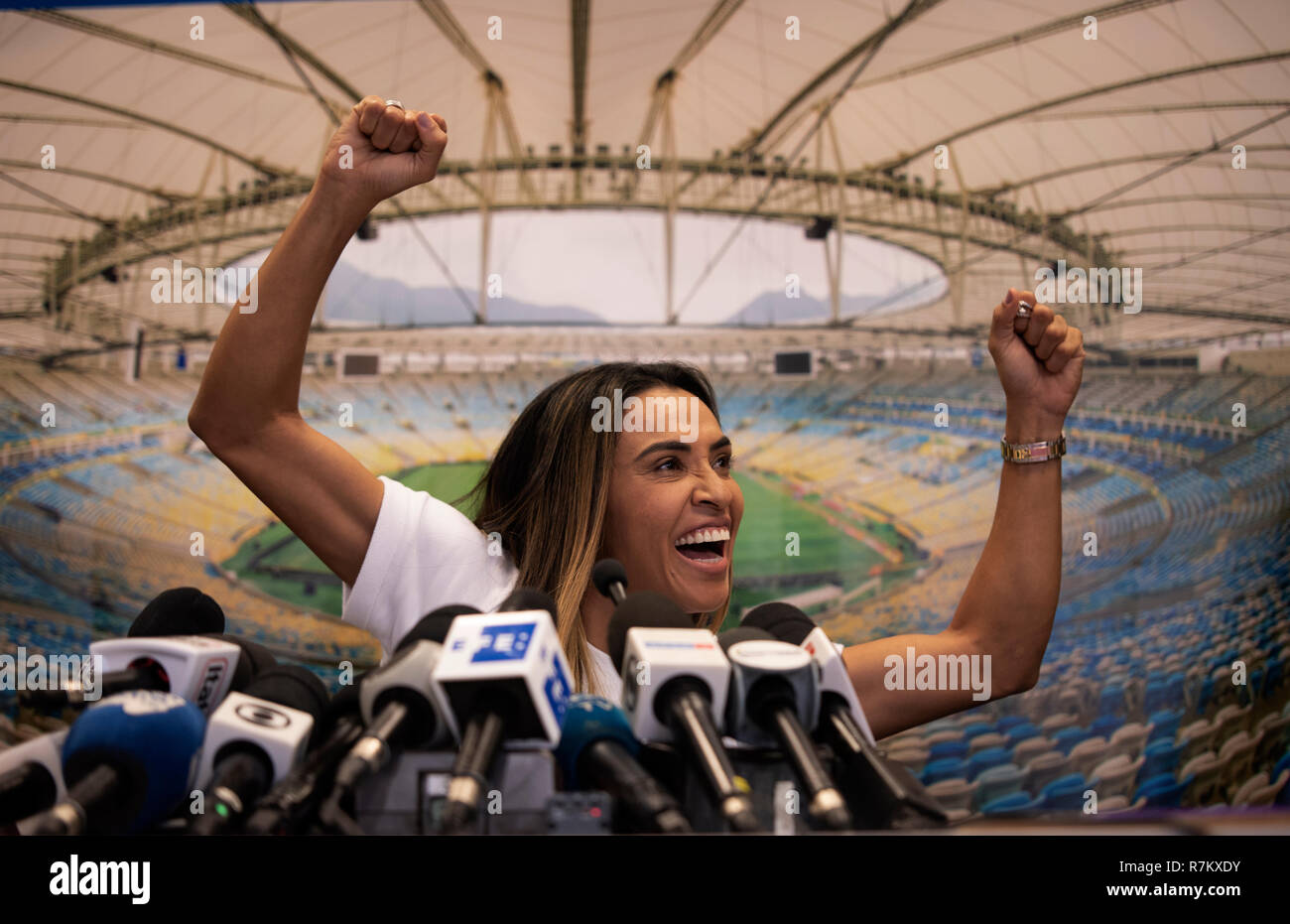 Rio De Janeiro, Brazil. 10th Dec, 2018. Marta, who has been honoured ...