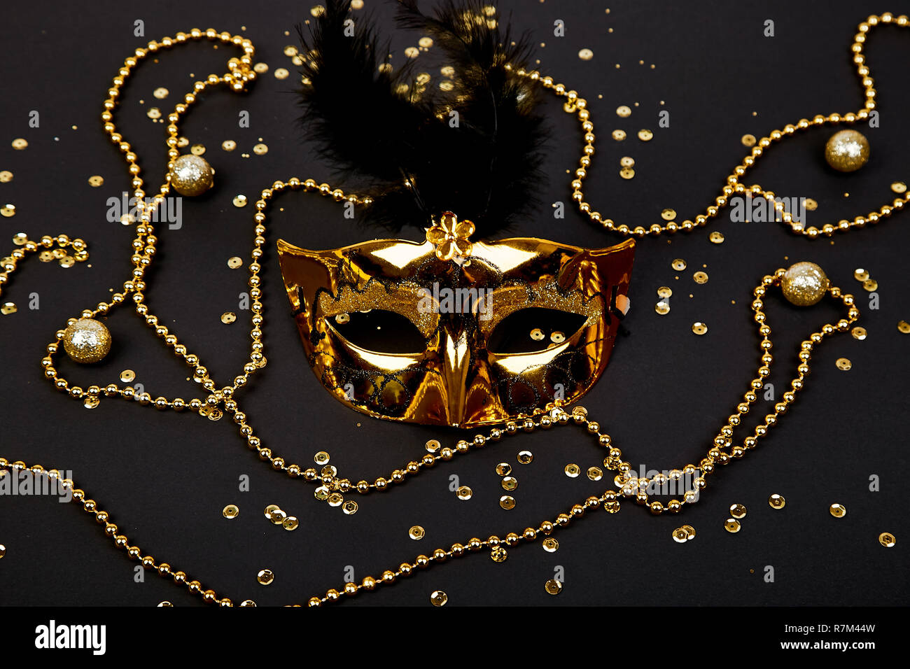 Gold Masquerade Wallpaper
