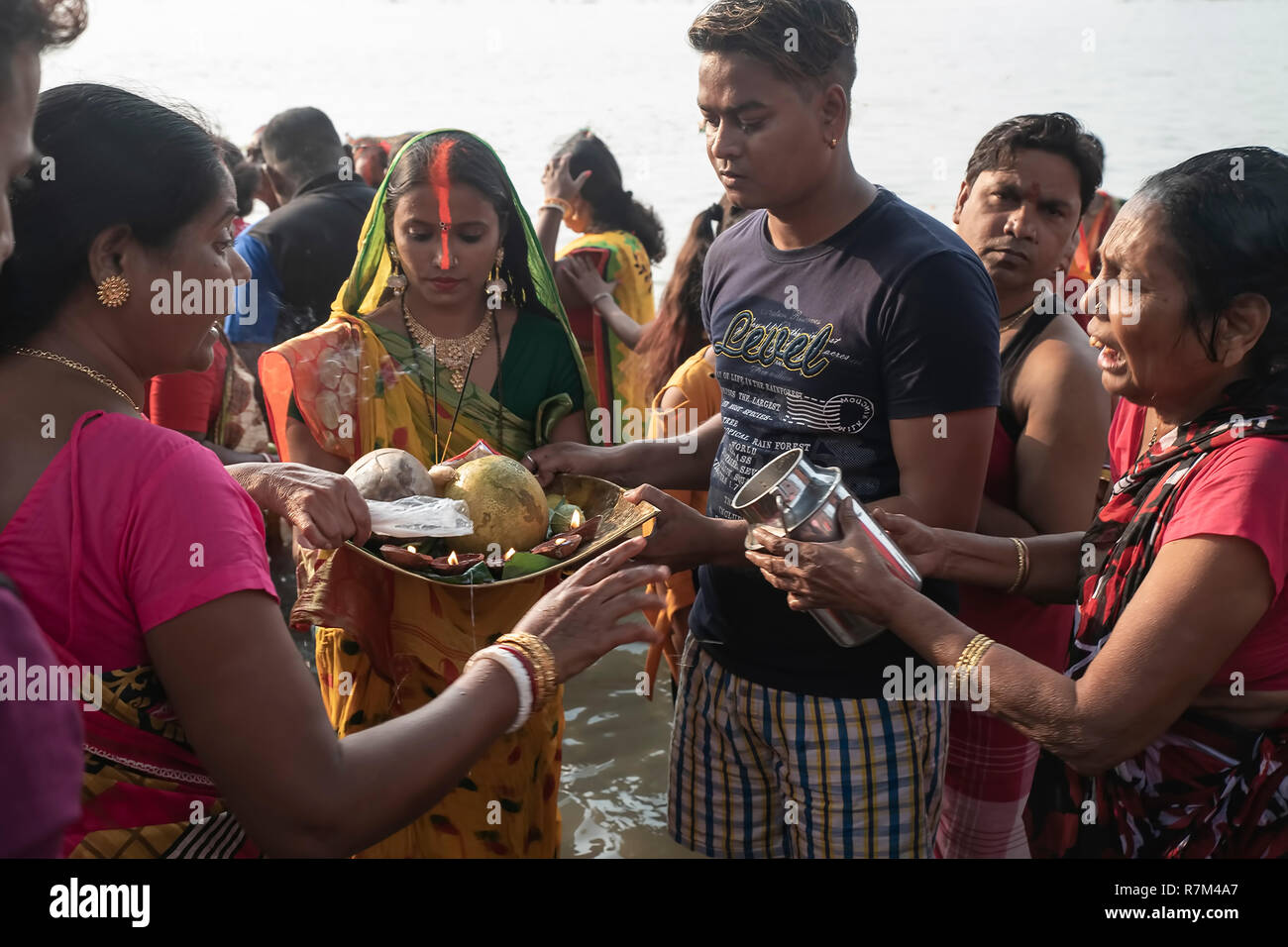 Kolkata Chhat High Resolution Stock Photography and Images - Alamy