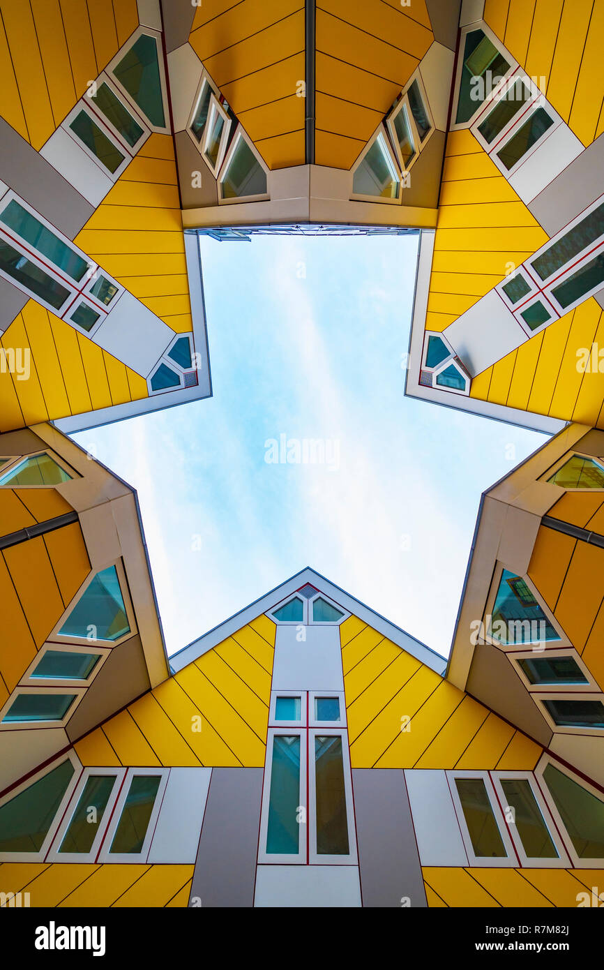 Cube house hi-res stock photography and images - Alamy